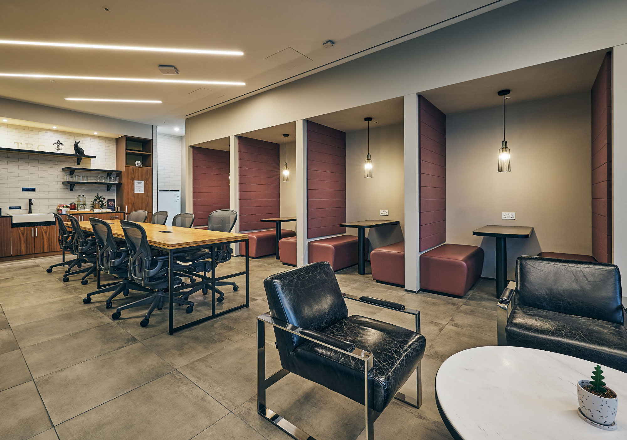 International Finance Centre, Three IFC for Hire - The Executive Centre